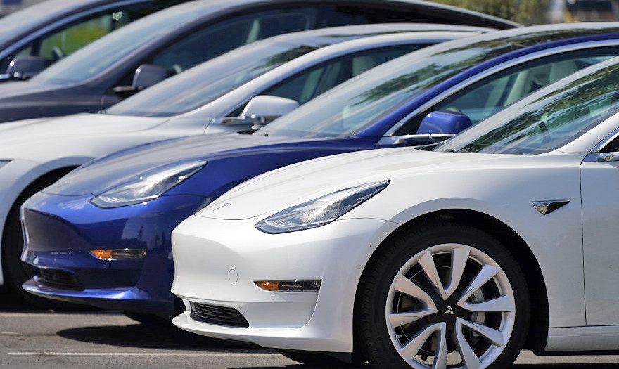 Tesla: Οι πωλήσεις στην Ευρώπη έπεσαν σε χαμηλό 15 μηνών | Economistas.gr
