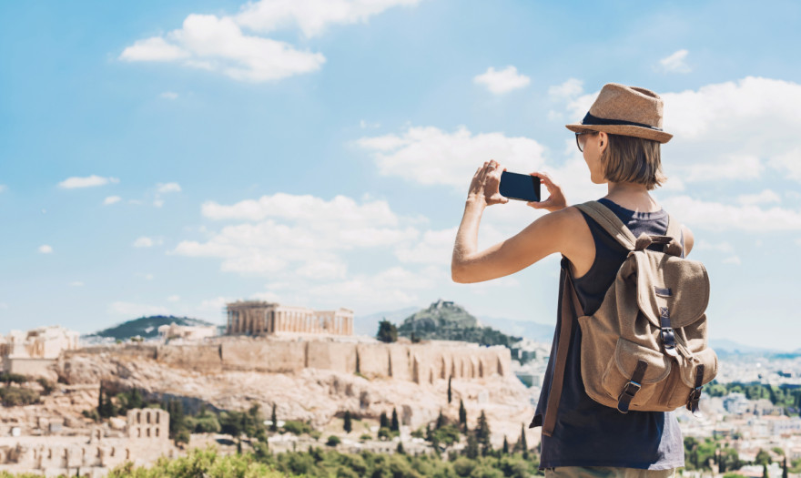 Η Ανοδική Τροχιά του Ελληνικού Τουρισμού το 2024: Αφίξεις, Εισπράξεις ...